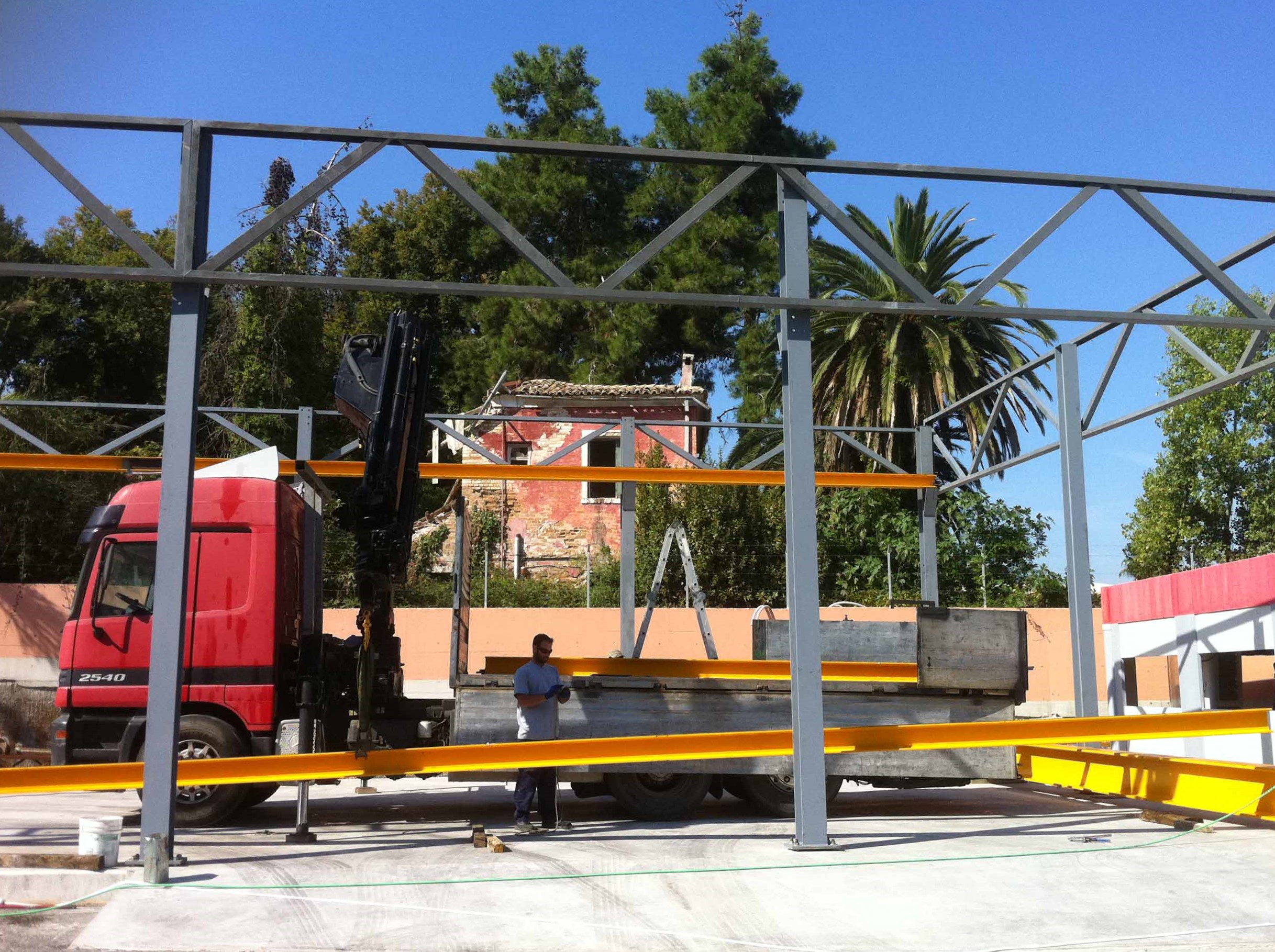 Μεταλλικό κτίριο 350τ.μ Τσιριγγάκης Βας. Κ. & ΣΙΑ Ο.Ε. - Μεταλλικά ...
